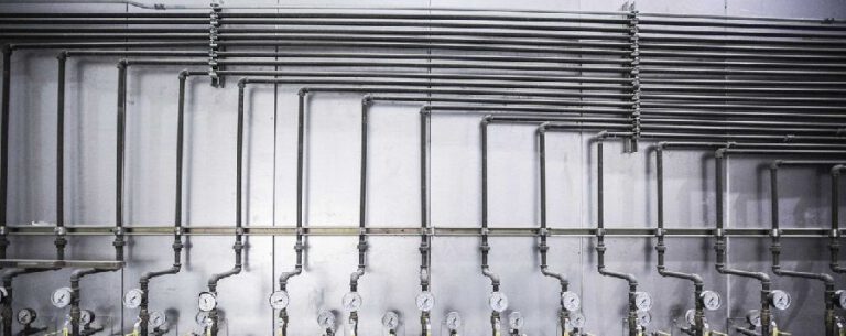 Overview of ANSI / ASME Pipe Marking Standards - SafeWork Insider